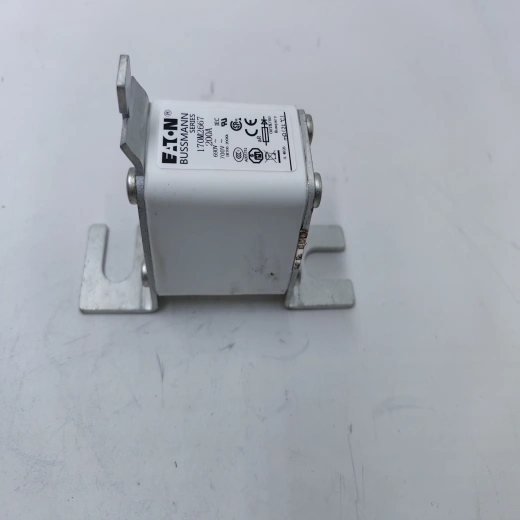 Square Body Industrial Fuses 170M2667 700V 200A 200kA aR solar fuse ...